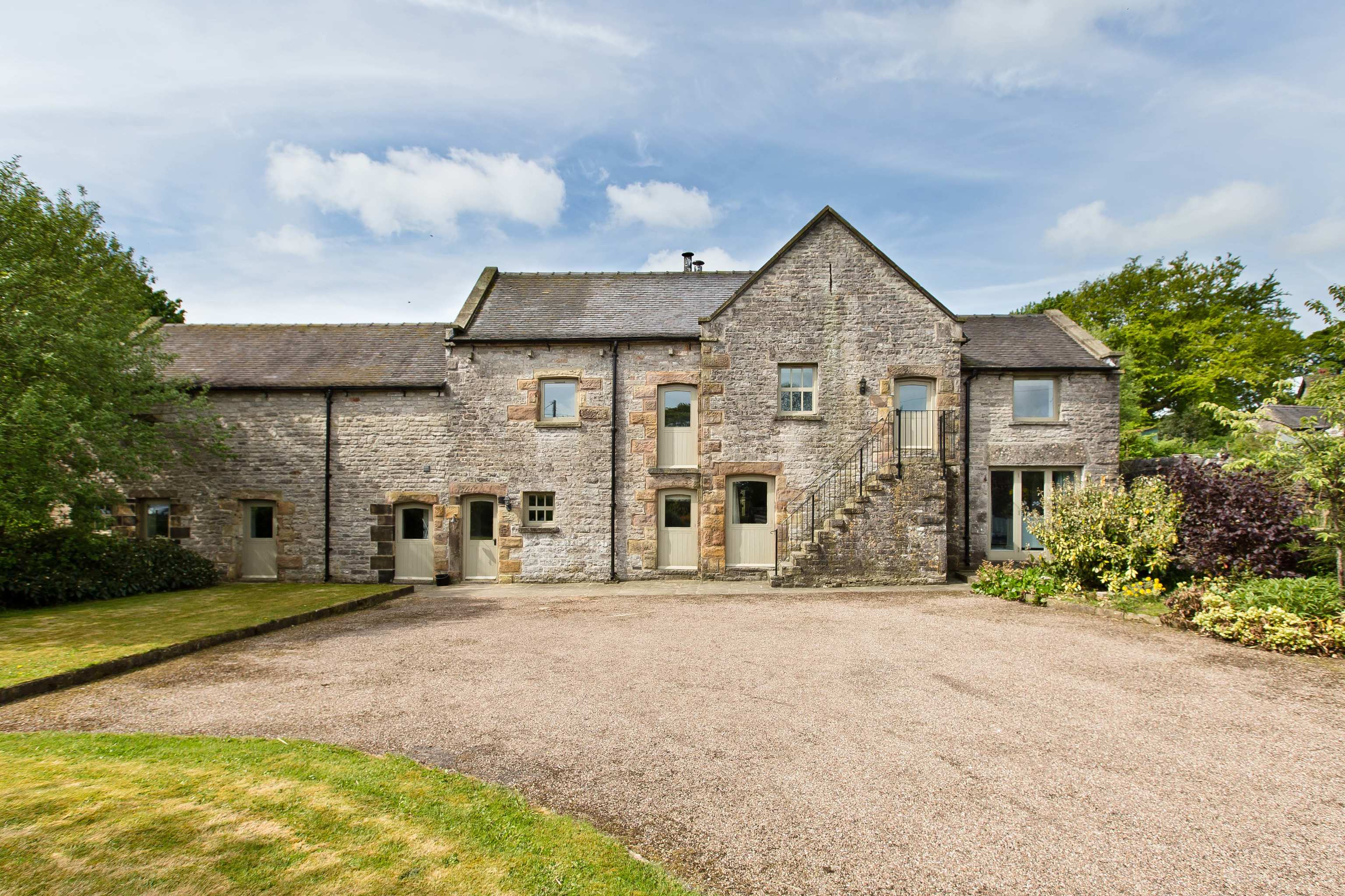 Redhurst Barn | Sleeps 8 - 16 Delegates - Peak Venues