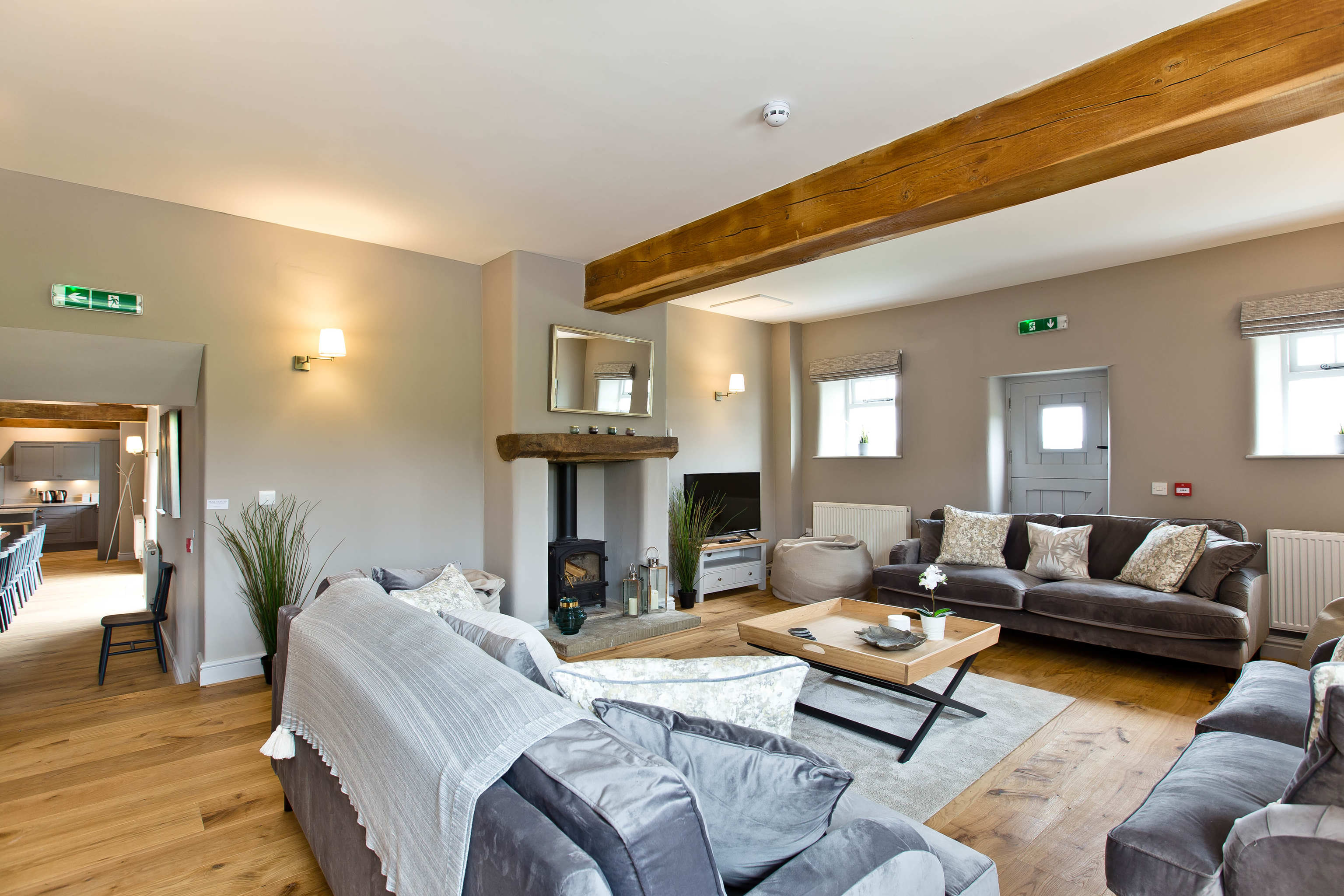 Manifold Farm | Sleeps 21 - 46 Delegates - Peak Venues