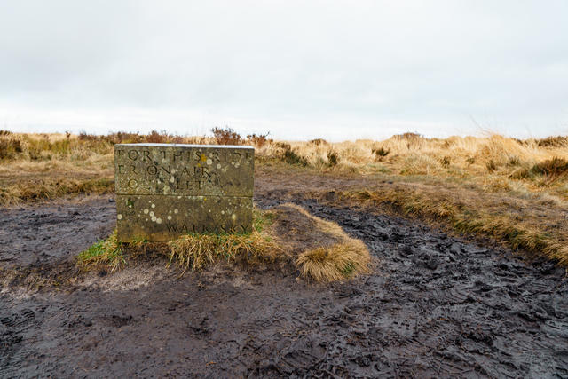 Three Edges | Curbar Edge, White Edge and Froggatt Edge Walk (10km ...