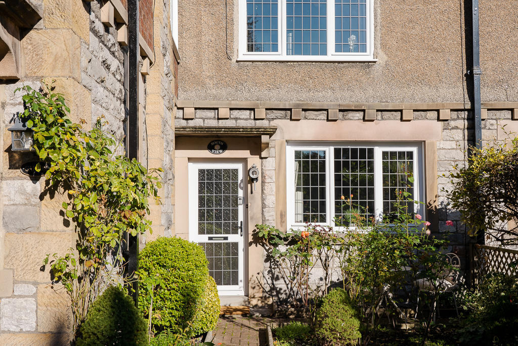 South View - Charming Cottage in the Peak District - Peak Venues